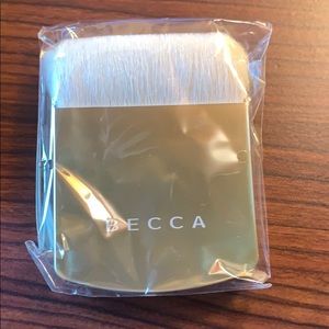 BECCA | Makeup | Becca The One Perfecting Brush Gold Edition | Poshmark